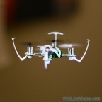 blade pico qx : le plus petit drone avec technologie SAFE